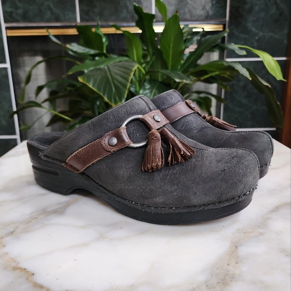Dansko | Shoes | Dansko Shandi Suede Clog Mules Sz 39 | Poshmark